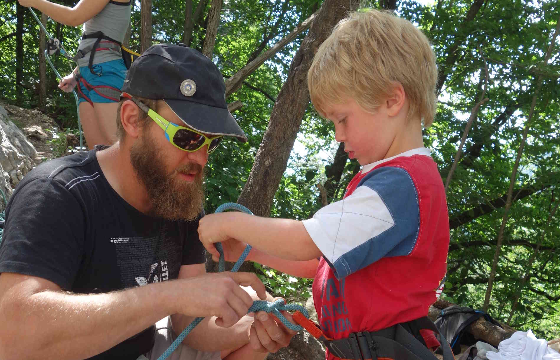 Family climbing - Mountime Arco Mountain Guide